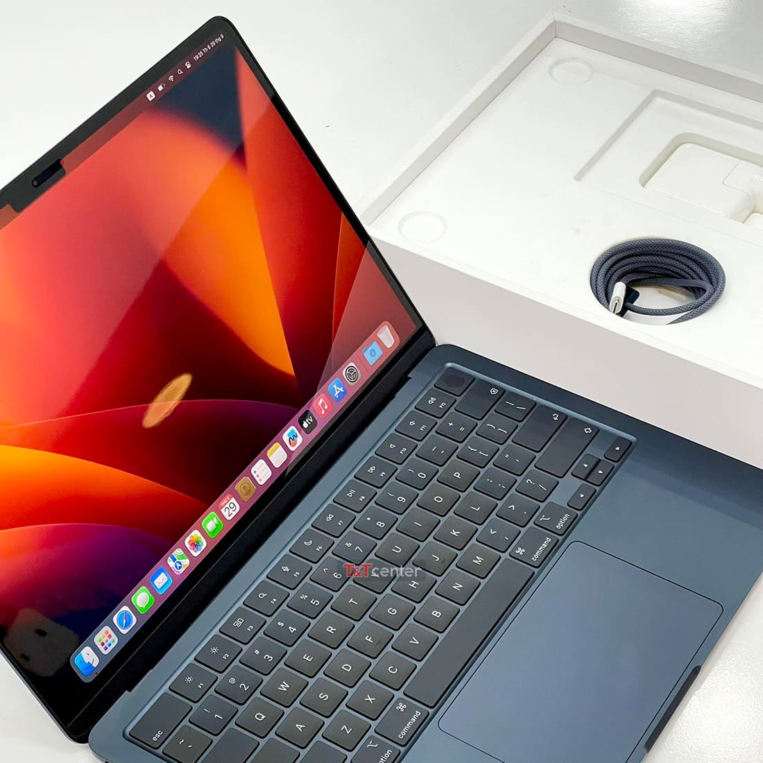 Macbook Air M2 16GB 256GB chính hãng T&T Center | Giá tốt